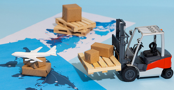 Власти взялись за серые схемы ввоза товаров. Маркетплейсы готовятся к резкому повышению цен